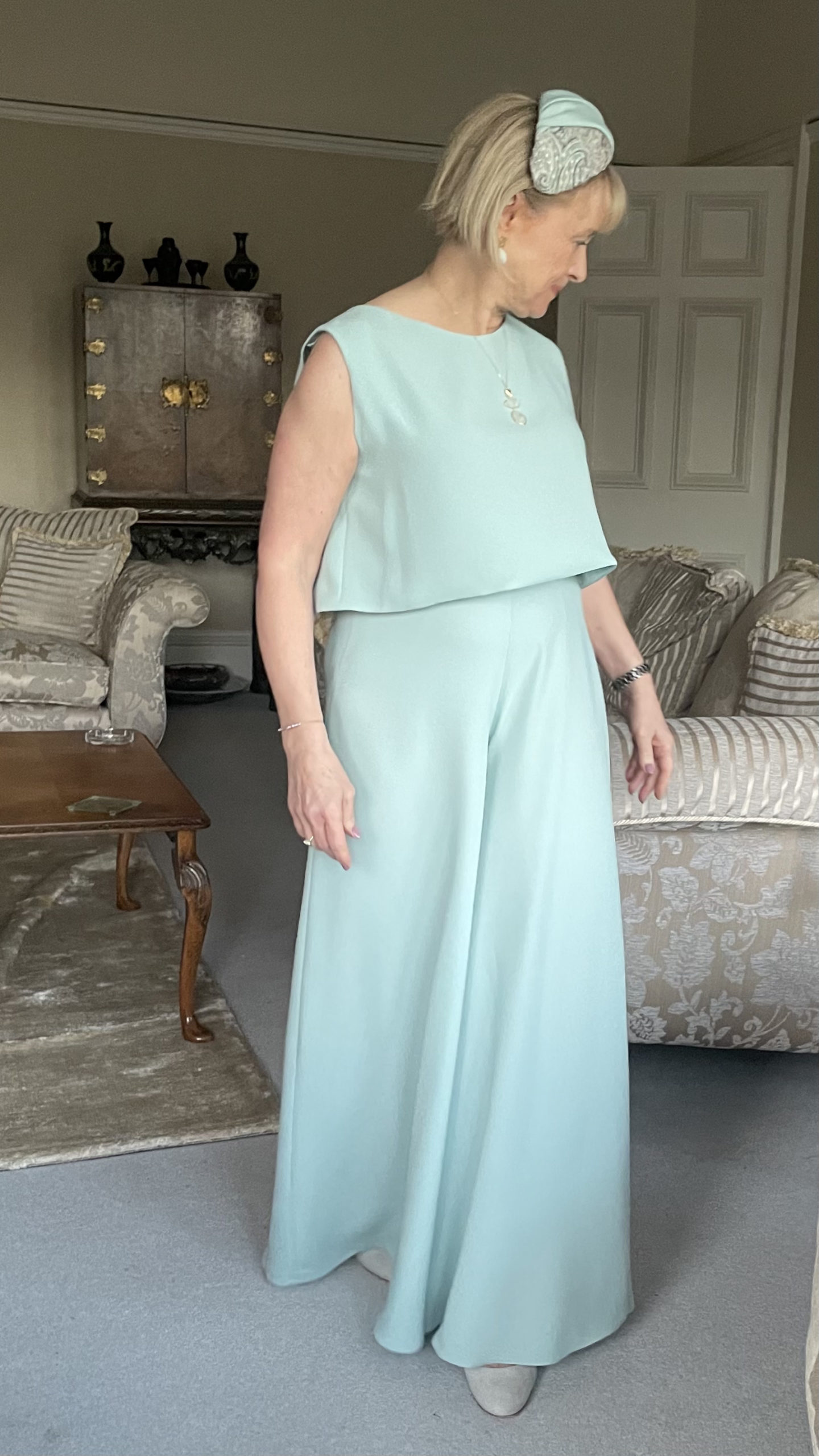 How to dress when you are 5 feet tall