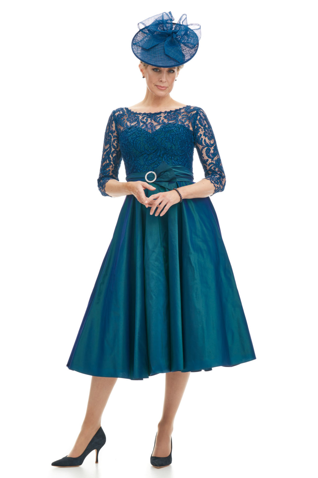 7 Trendy and Unusual Mother of the Groom Outfits