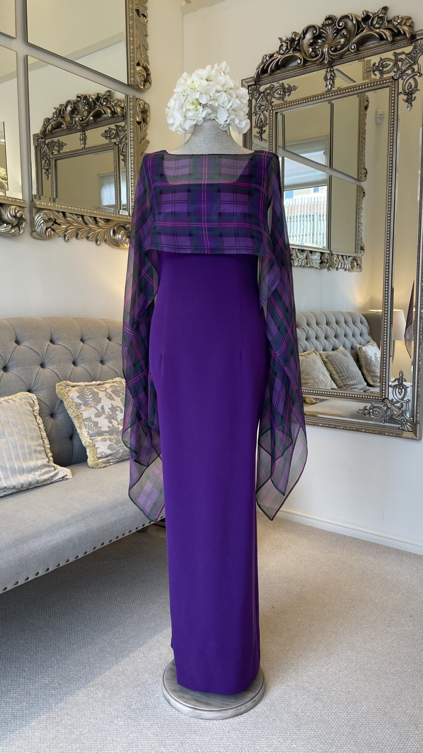 Stunning Purple Mother of the Bride/Groom Outfits for Autumn Weddings